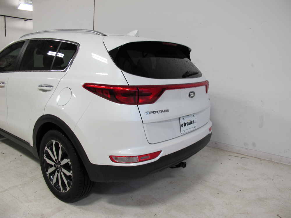 2017 Kia Sportage Curt Trailer Hitch Receiver Custom Fit Class II 1 1 4