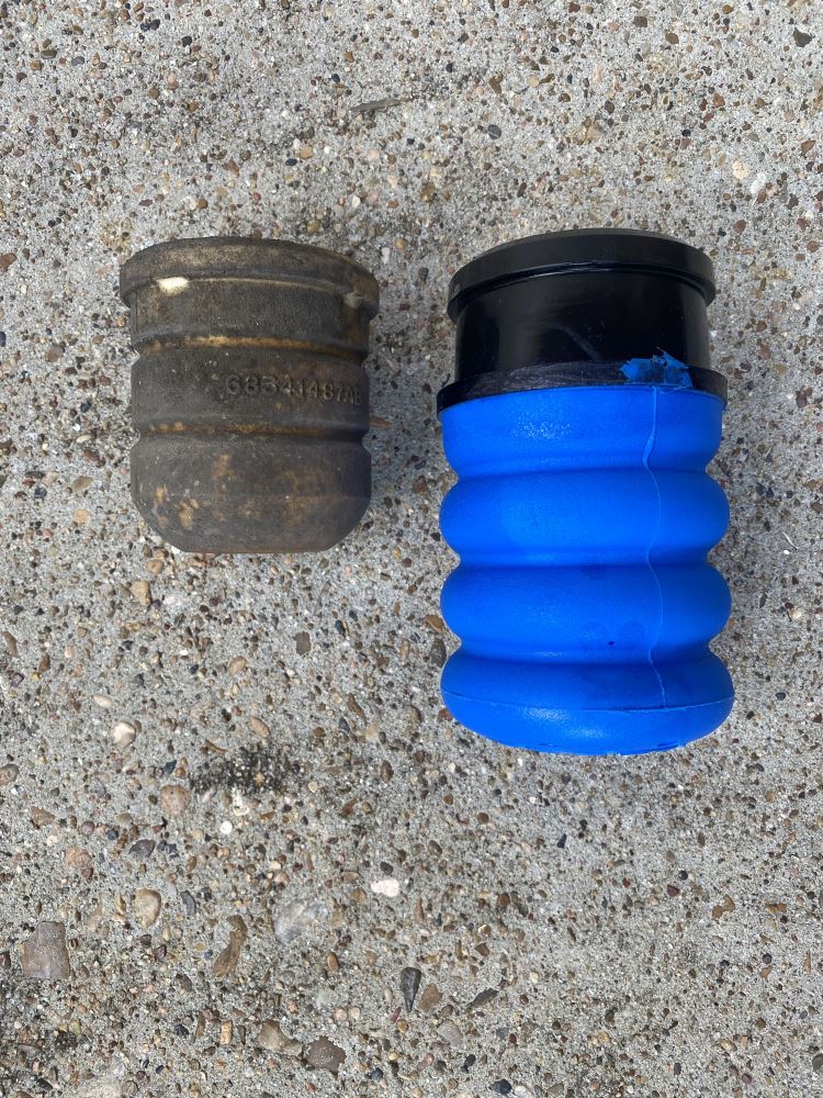 SumoSprings Solo Custom Helper Springs - Rear Axle SumoSprings Solo Custom Helper Springs - Rear Axle